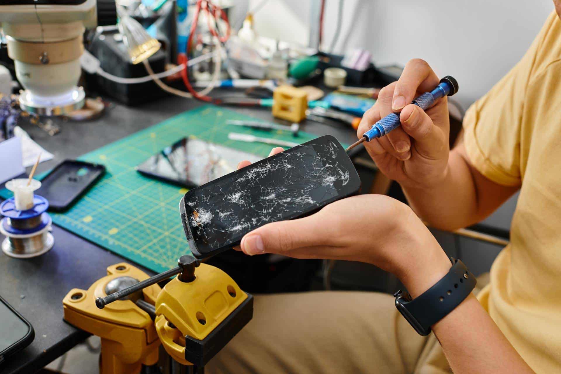Signs Of Internal Phone Damage After A Drop - The Lab - Warsaw, IN